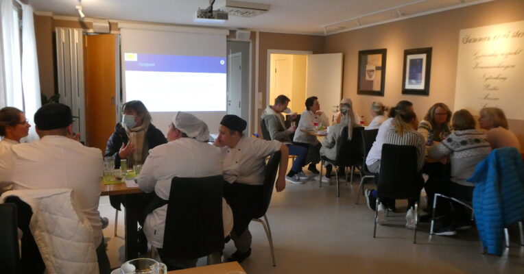 Arbeidsglede og mindre matsvinn på matgledekurs – Matgledekorpset